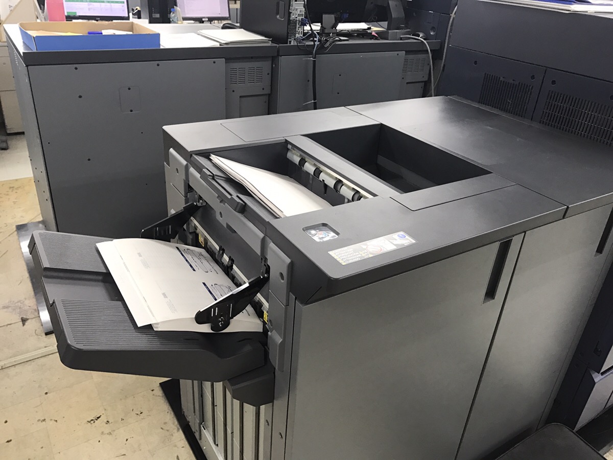 当社の伝票印刷機 その1 ｜ 株式会社アーツ